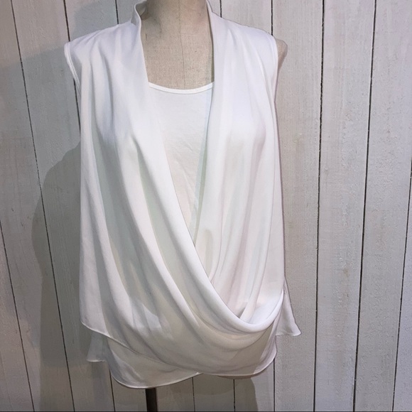 Tops | White Top Casual Couture Size L | Poshmark